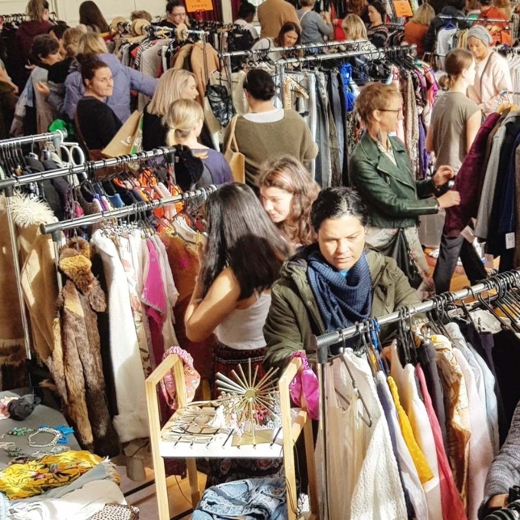 Re:generate second hand and fashion clothes market - regenerate fashion